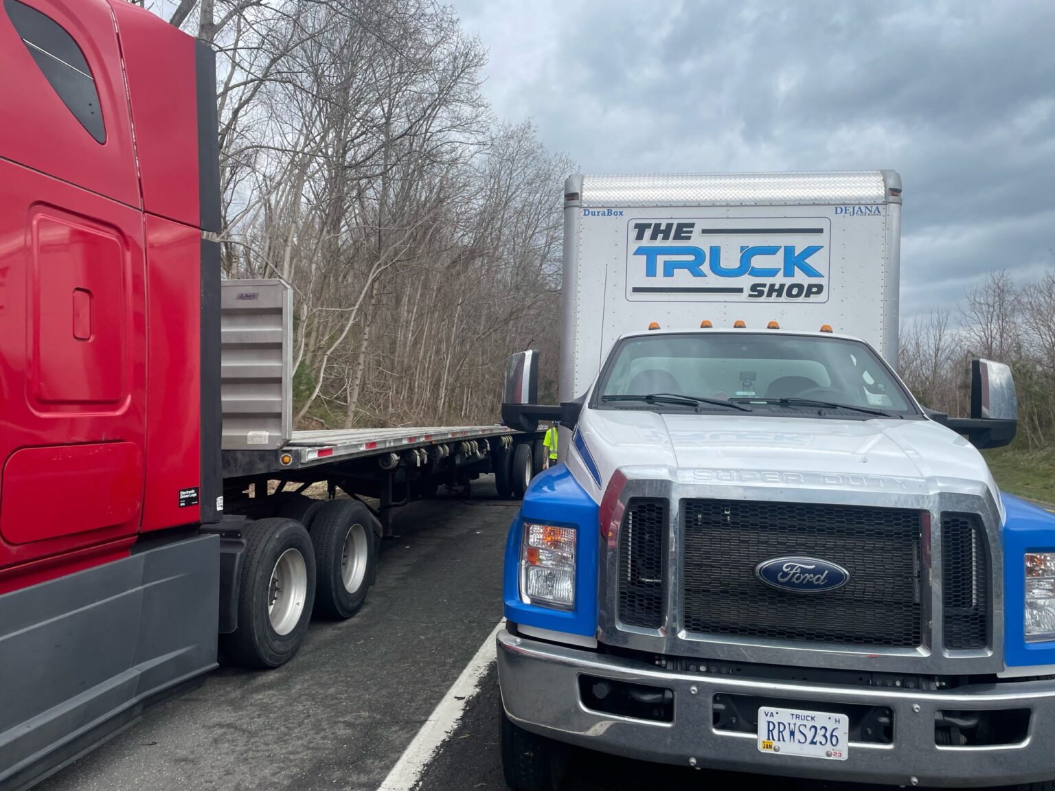 The Truck Shop | Road Runner Wrecker Service Inc.