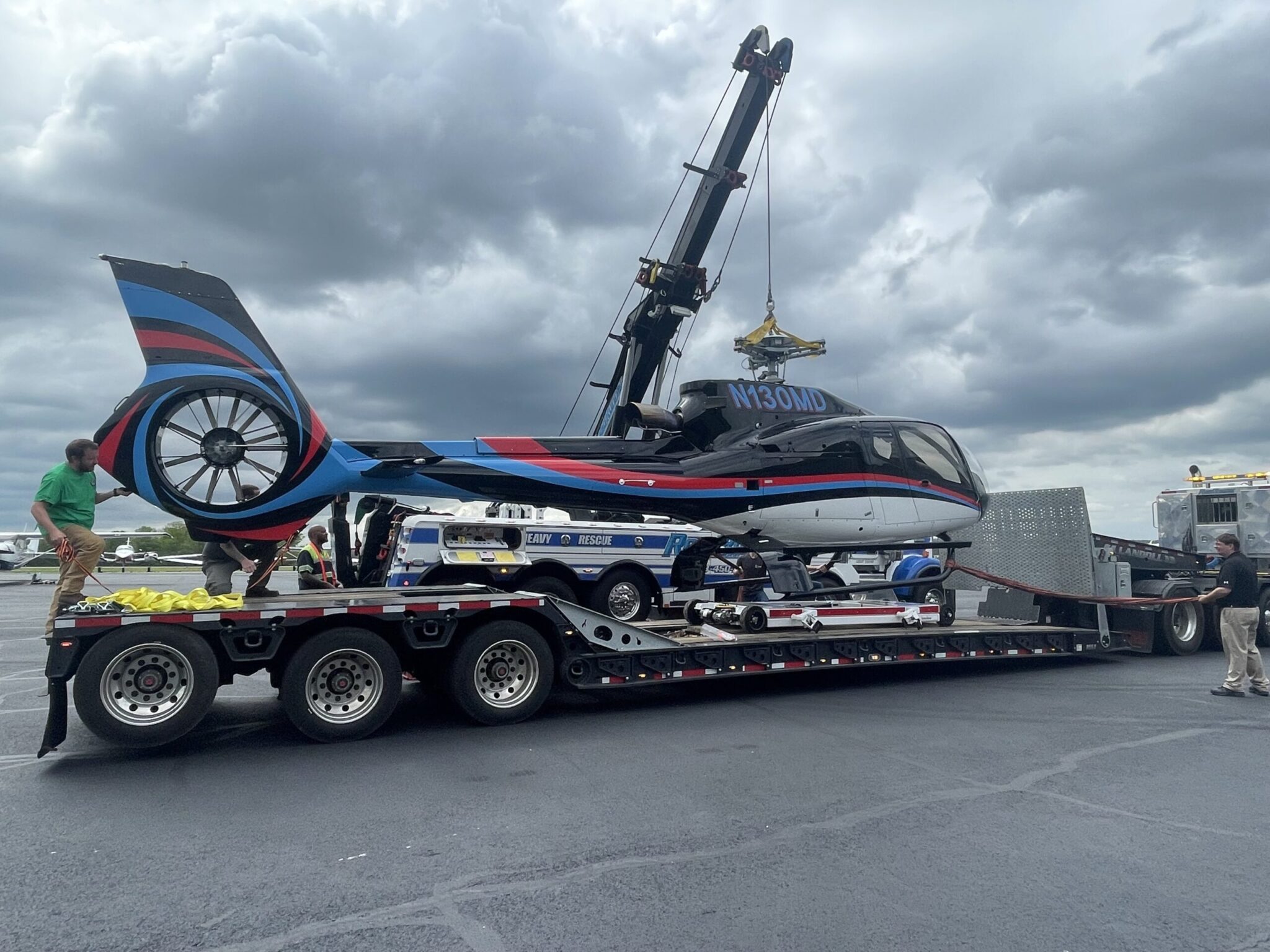 Mobile Crane Service | Road Runner Wrecker Service Inc.
