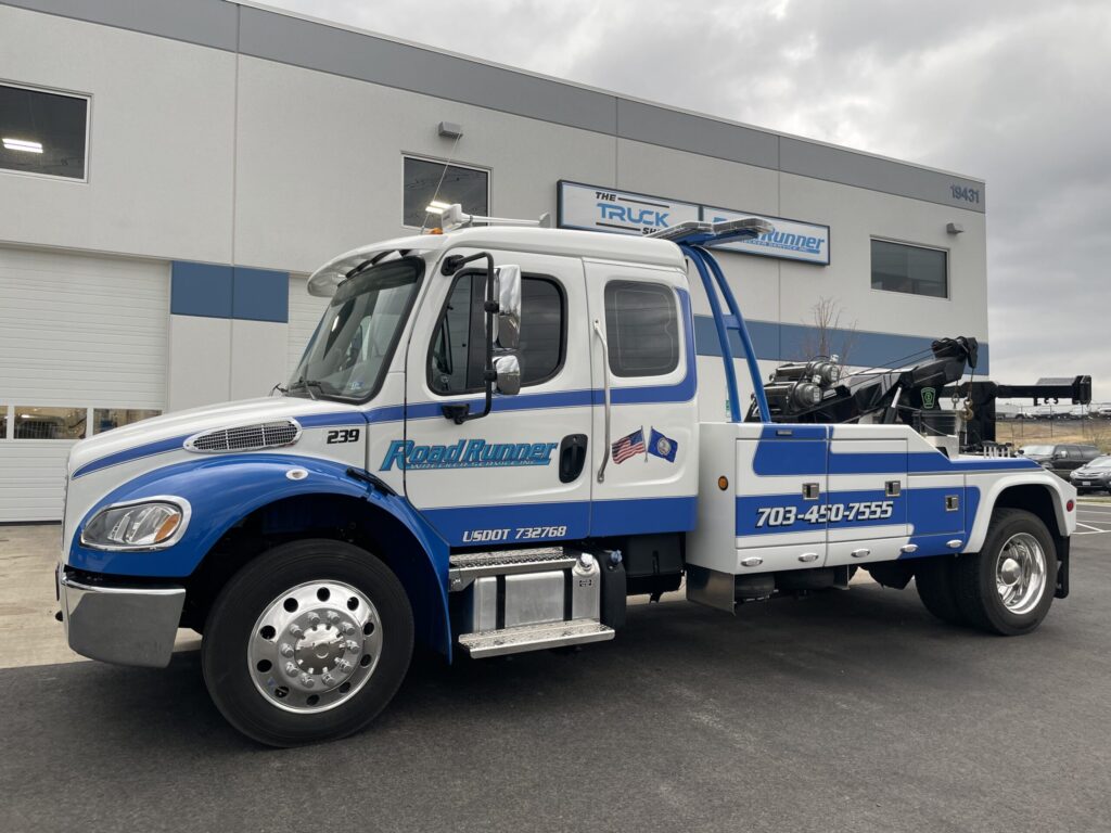 Emergency Towing | Road Runner Wrecker Service Inc.